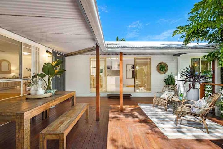 Treetops Retreat By The Beach - Byron Bay