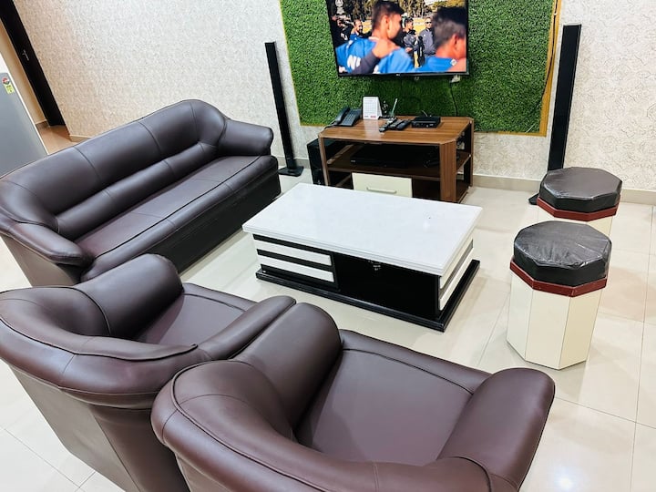 Comfortable & Cosy Apartment With Modern Amenities - Kolkata