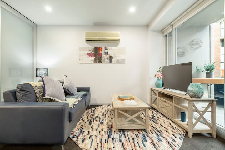 Stylish And Modern Apartment In Wonderful Windsor - St Kilda