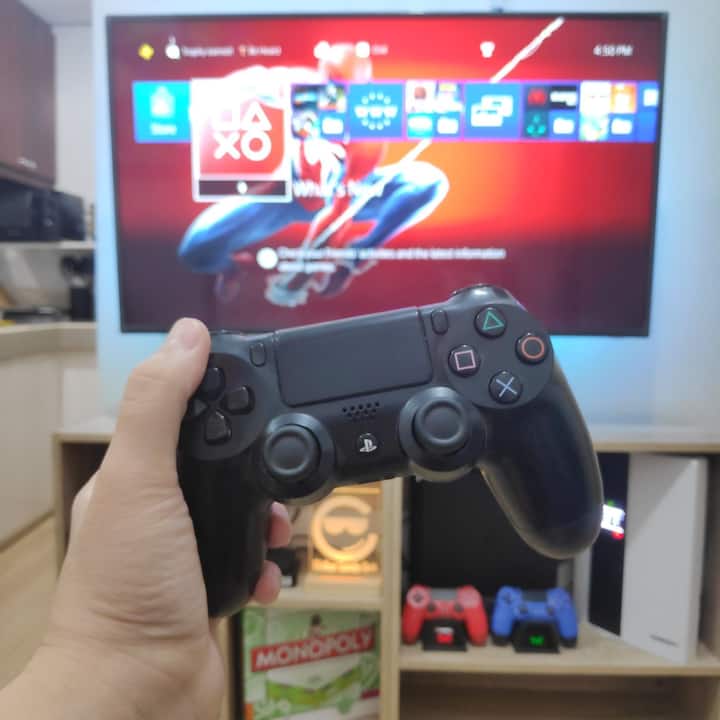 Chillax 2br Trees Res Ps4 Ktv Disney Netflix Games - Quezon City