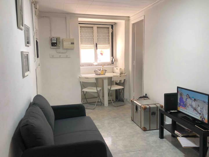 D. Lurdes,charming Alfama Apartment - Avenidas Novas
