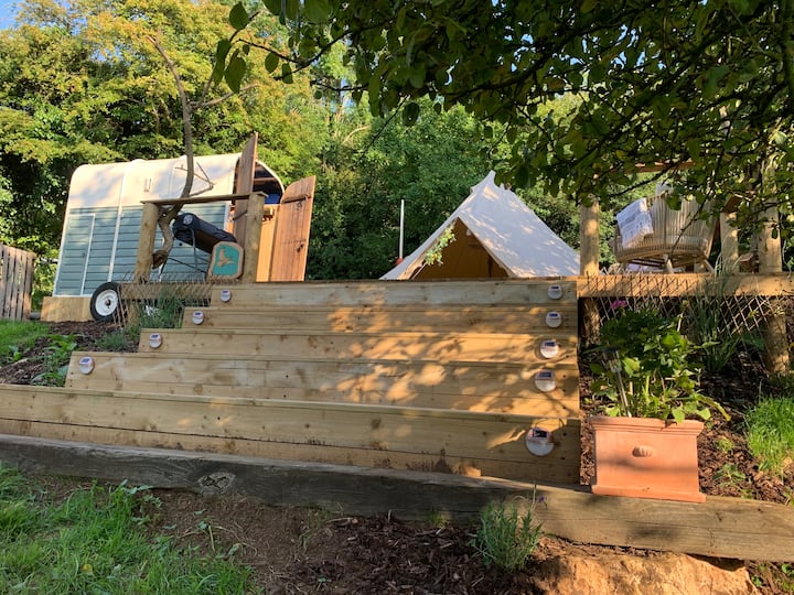 The Dove Bell Tent Glamping In Stroud, Cotswolds - Cotswolds