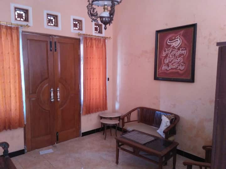 Garuda 3 Guesthouse Syariah - Magelang