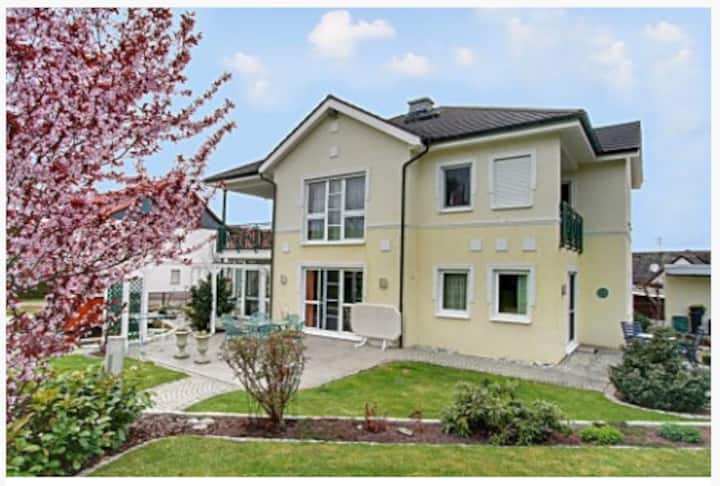Traumhafte Villa Im Grünen - Marbourg