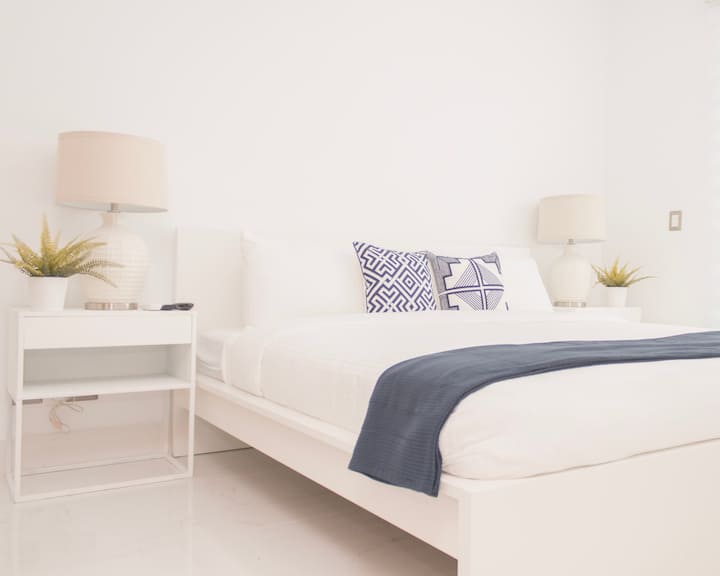 King Bed|rooftop Pool|modern|free Parking|downtown - Santo Domingo