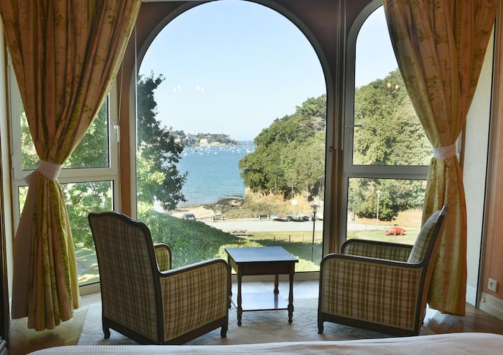 Belle Villa à Dinard Vue Mer Et Plage - 12 Pers - Saint-Malo