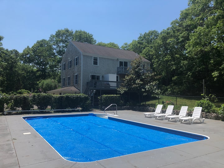 Large Private Home W/pool - Sandwich, MA