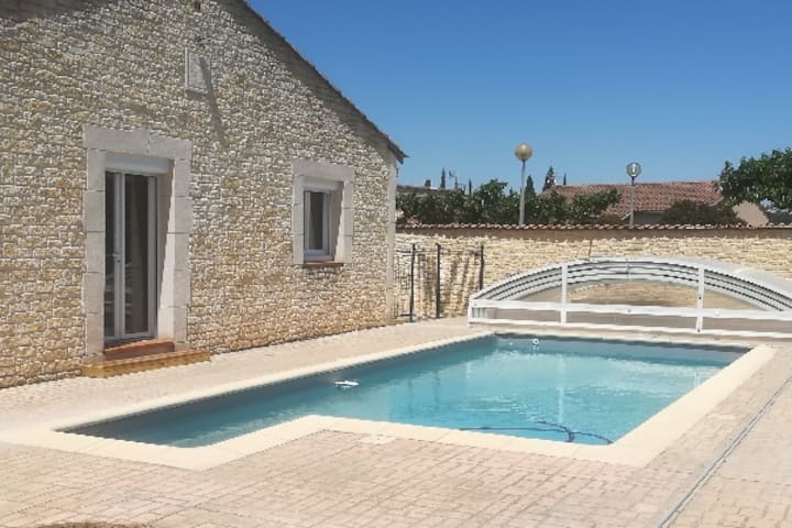 Agréable Maison De 90m²  Avec Piscine Privée - Pont-Saint-Esprit