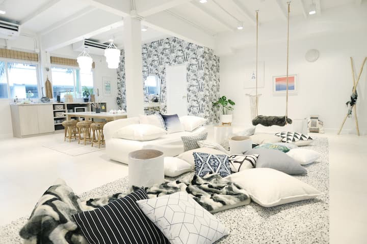 Mali. 1min To Ploenchit Bts/ 4br Duplex Penthouse - Bangkok