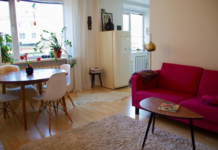 Arty Interior Apartment In City Center - Tallinn