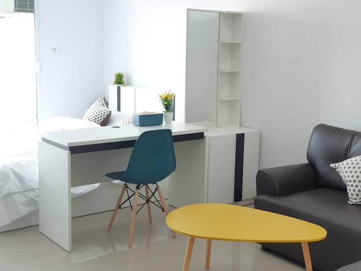 High-speed Wifi | Incredibleview | Shortrideto Bts - Bangkok