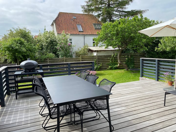 Cosy House With Lovely Garden - Aarhus