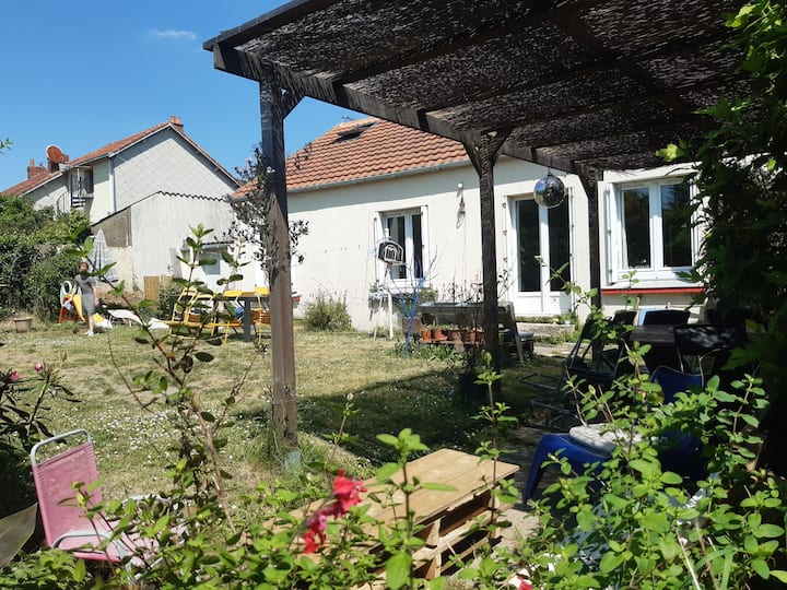 Maison Familiale 5 Chambres,  Jardin Clos, Parking - Loire-Atlantique