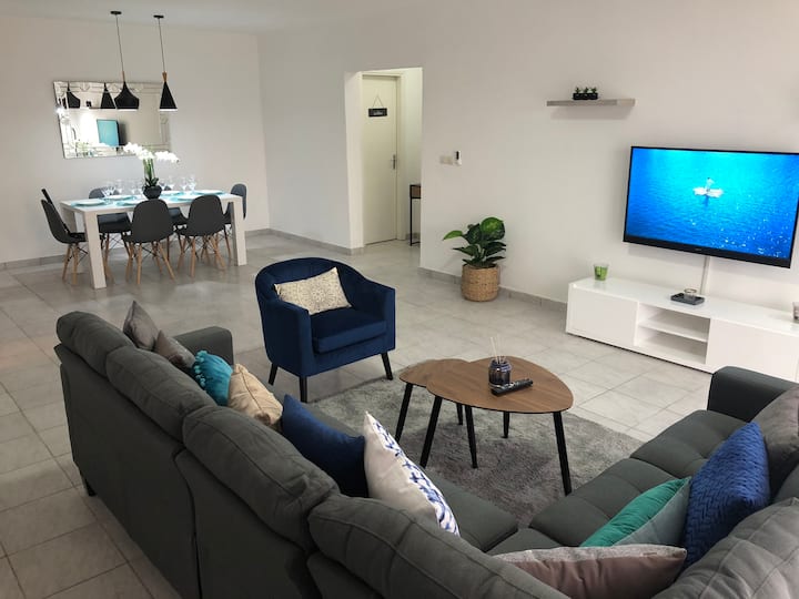 Appartement Meublé 100 M2 Au Cœur De Libreville - Gabon