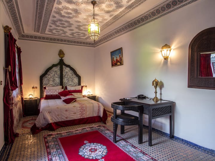 Suite-de Luxe-salle De Bain Privée-aliya - Fes