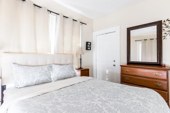 2b/2b Historic - Nr Deep Ellum/dwntwn/uptown - Dallas, TX