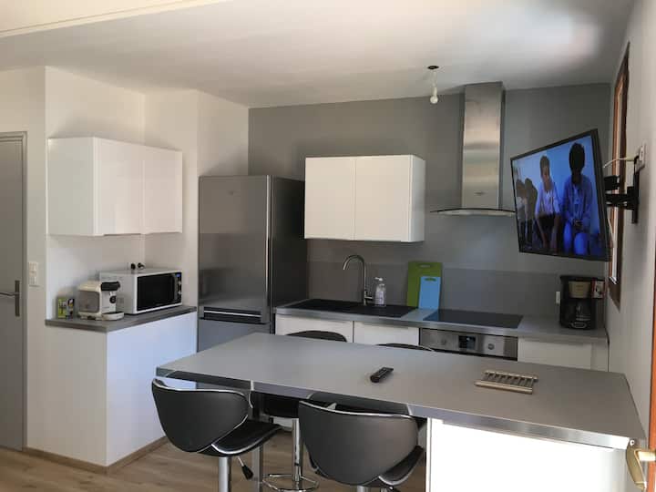 Appartement T1 Bis Moderne Et Confortable - Bagnères-de-Luchon
