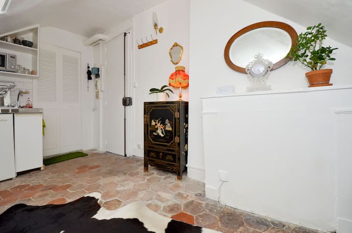 Studio - République/canal Saint Martin - Paris