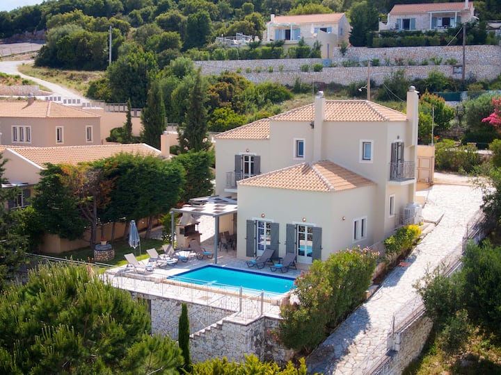 Villa Helios Evreti - Three Bedroom Villa, Sleeps 6 - Fiskardo