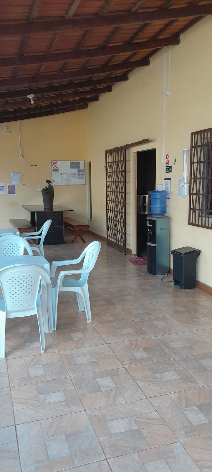 Casa Grande Para Grupo De Até 12 Pessoas - Marabá