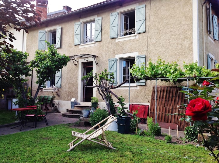 Très Agréable Maison De Caractère Avec Jardin. - Figeac