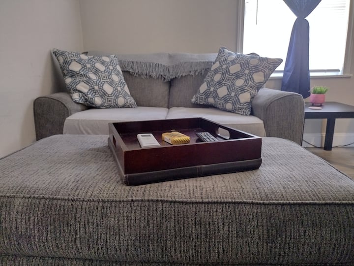 Cozy 2 Bedroom Launch Suite In Downtown Titusville - Titusville, FL