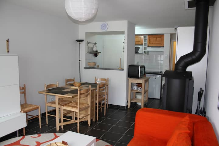 Beau T3 Duplex Indépendant Parking Couvert - Loudenvielle
