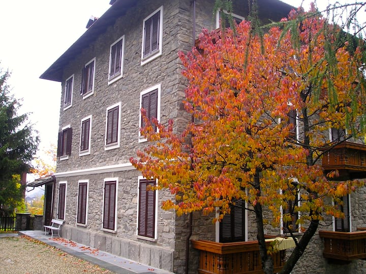 Apartment In Mountain Villa - Sestriere