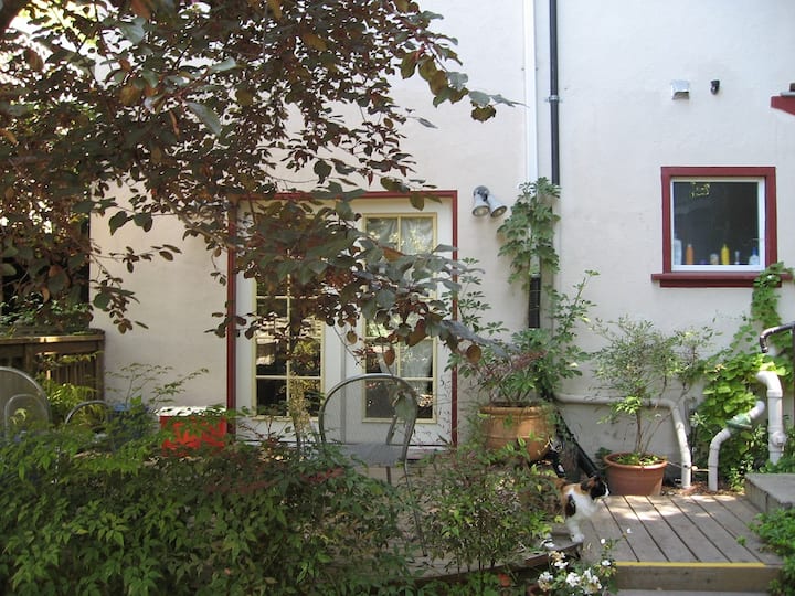 Garden Apartment In Berkeley - Berkeley