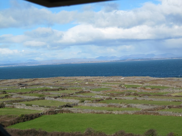 Peaceful and Tranquil Self-Catering - Chalets for Rent in Inis Mór ...