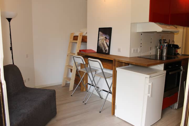 Joli Studio Avec Grand Balcon, Centre Ville Wifi - Chamonix
