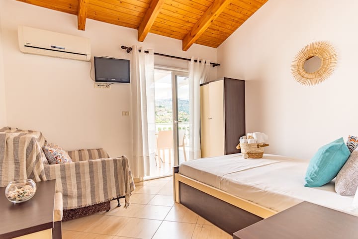 Ap. 5 - Pool, Views, Kitchen, Parking - Himarë