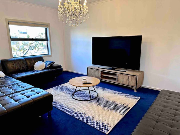 Mako House - Spacious & Great For Families! - Brooklyn