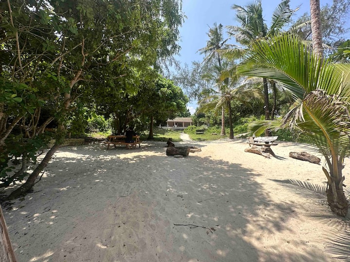Beachfront Cottage Diani Beach Kenya - Diani Beach