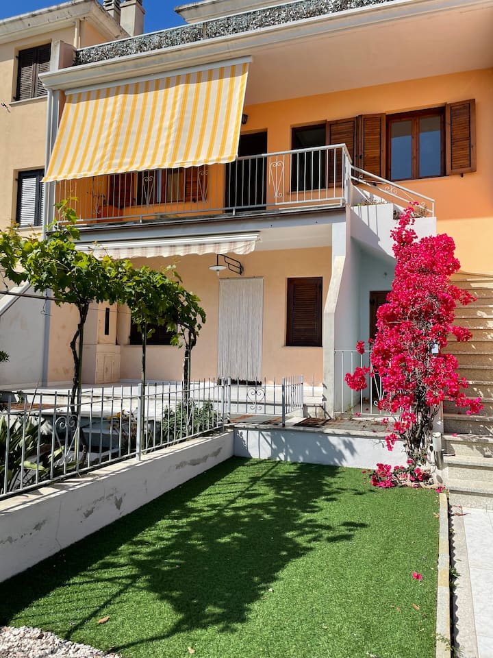 Casa Vacanze Porto Frailis Arbatax - Girasole