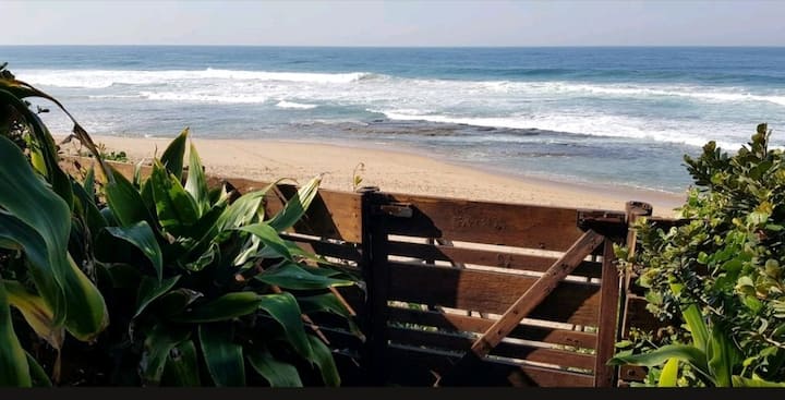 125 Nkwazi Drive, Beachfront Family Holiday House - Tugela Mouth