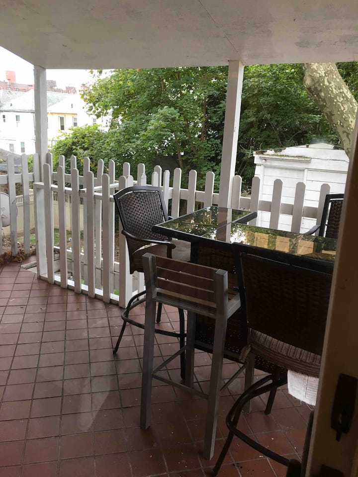 Renovated 2 Bedroom Apartment - Brooklyn, NY