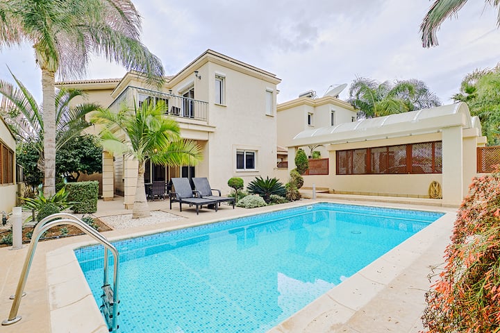 3-bedroom Cozy Villa Messogios - Limassol