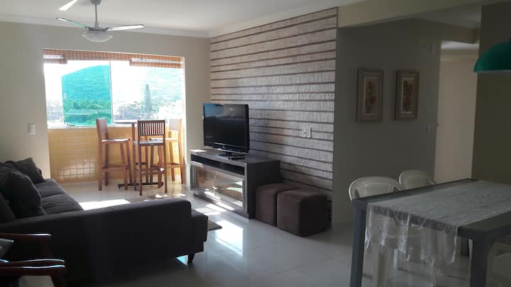 Apto Bombinhas/sc- 80m Do Mar- Mariscal - Bombinhas