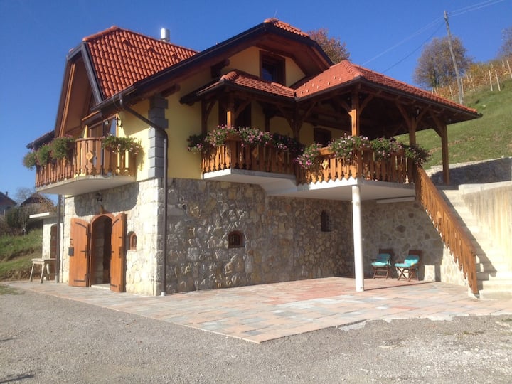 Vivodina Alloggi e case vacanze - Karlovac County, Croazia | Airbnb