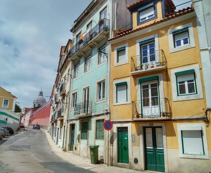 Nice Apartment Near"feira Da Ladra" - Marvila