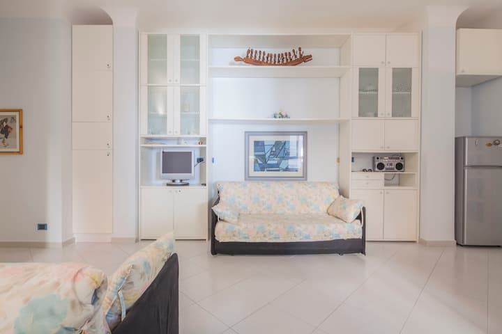 Karol Apartment In Minori Center - Minori