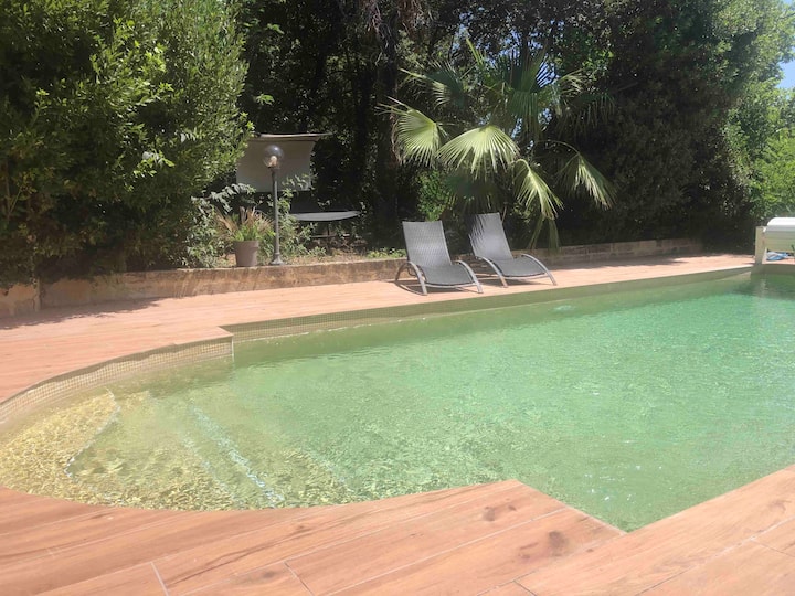 Maison De Charme Spacieuse Vue Palais Des Papes - Villeneuve-lès-Avignon