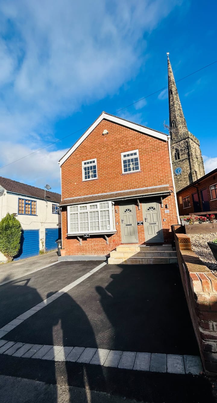 Luxury 2 Bed Flat In Castle Donington With Parking - East Midlands Airport (EMA)