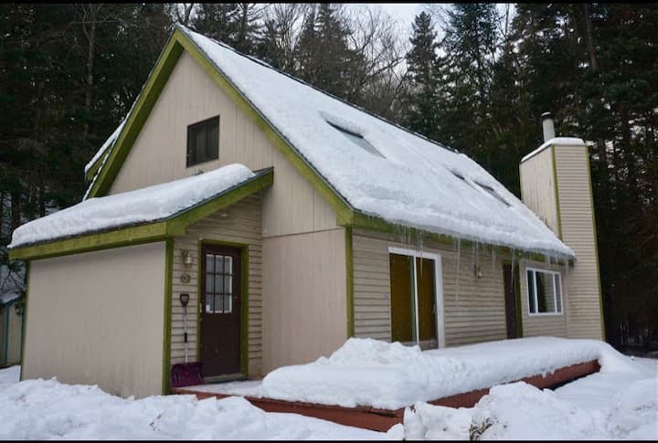 All Season Family Friendly Home - Vermont
