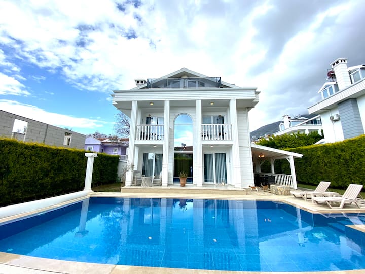 Luxury Villa With Heated Pool In Ovacik - Ölüdeniz