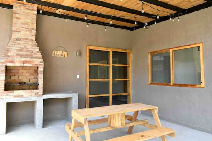 Villa Amada. Cabaña Abejas. - Nuevo León