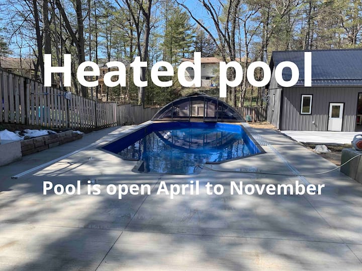 Pool Paradise In Port Franks - Grand Bend