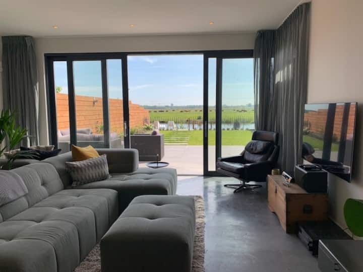 Modern Fam. House Nearby Amsterdam - Max 2 Adults - Volendam