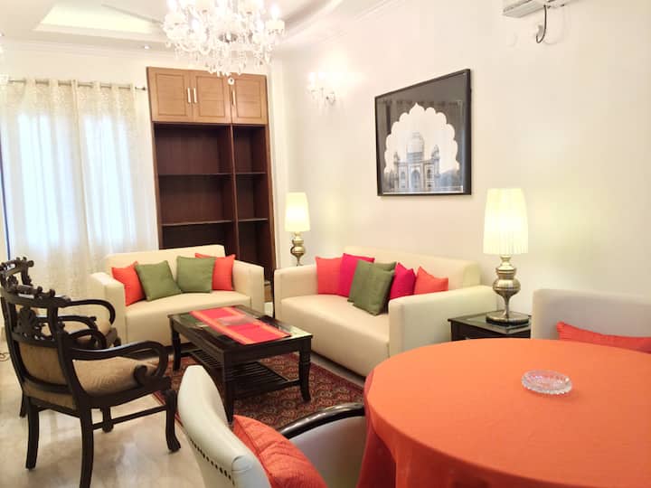 3bhk Evergreen Service Apartment Defence Colony - Delhi